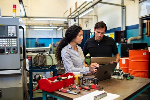 SyncMES for factory control, monitoring and reporting | Syncron Tech